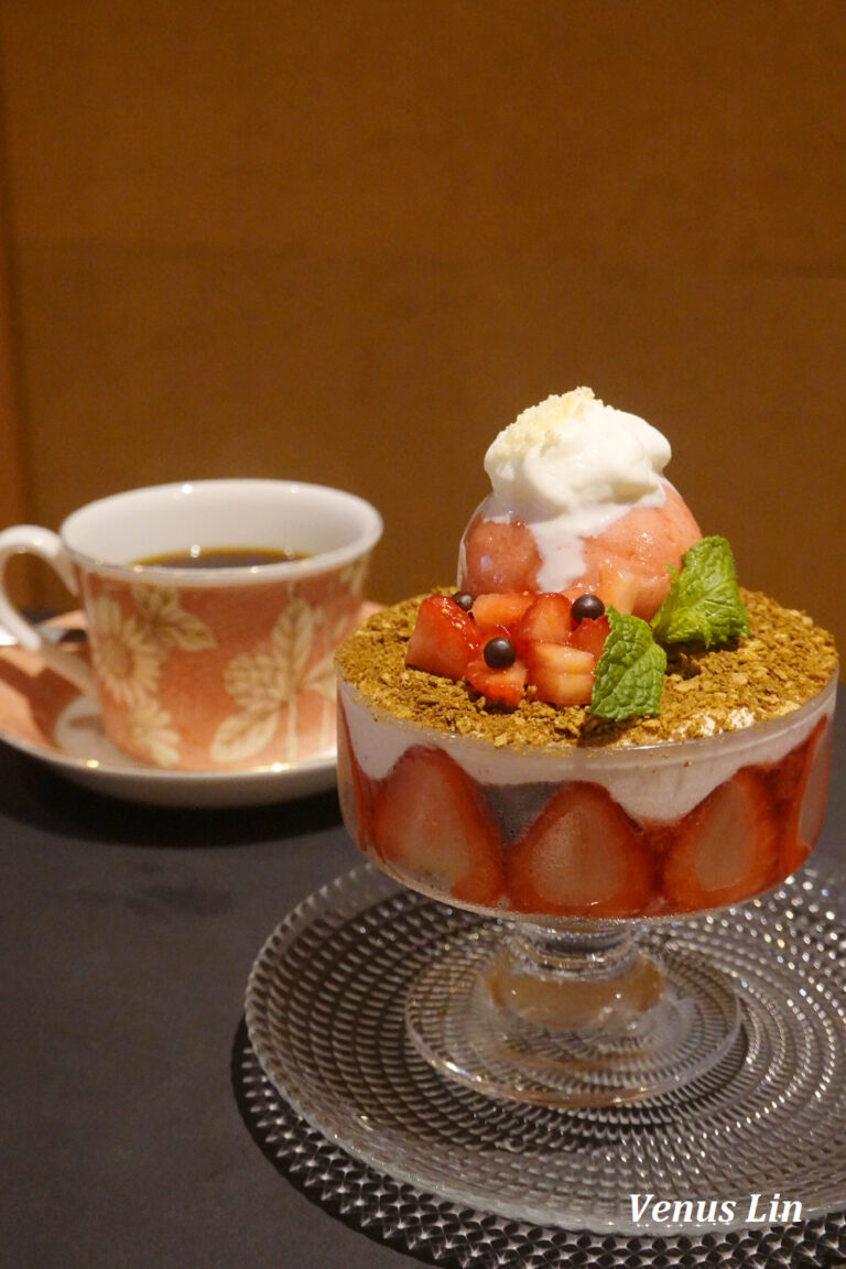 札幌夜聖代,人氣第一名的佐藤咖啡 Parfait, coffee, liquor, Sato - 跟著小V吃喝玩樂